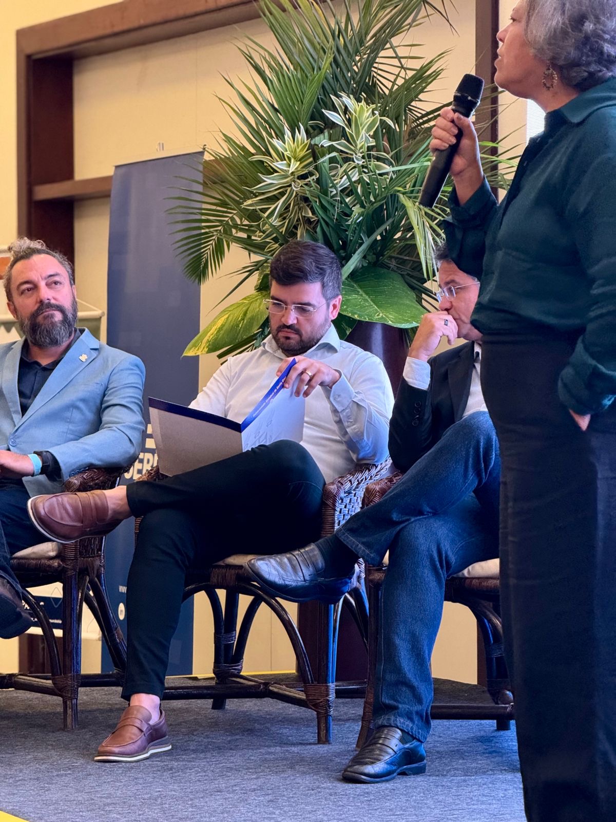 Valderico Junior representa prefeitos da região em seminário realizado ...